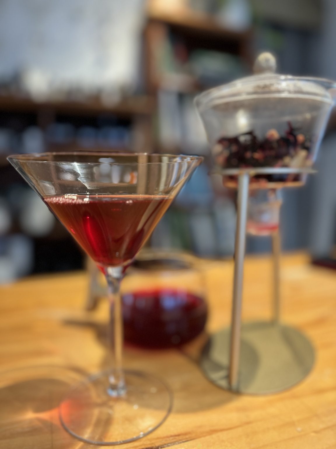 Ruby red hibiscus flower tea – The Alembics Lab